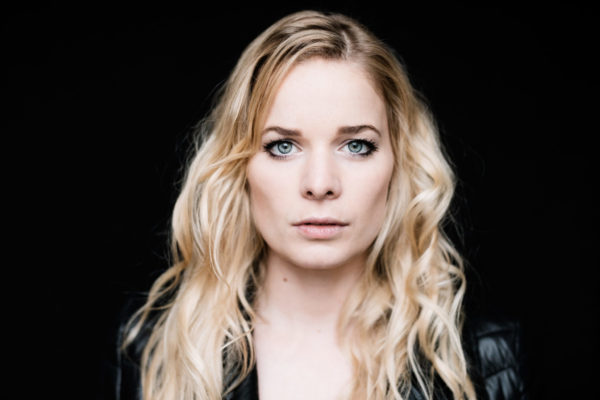 Showreel Beispiele zum Anschauen und Anhören von Alissa Stein